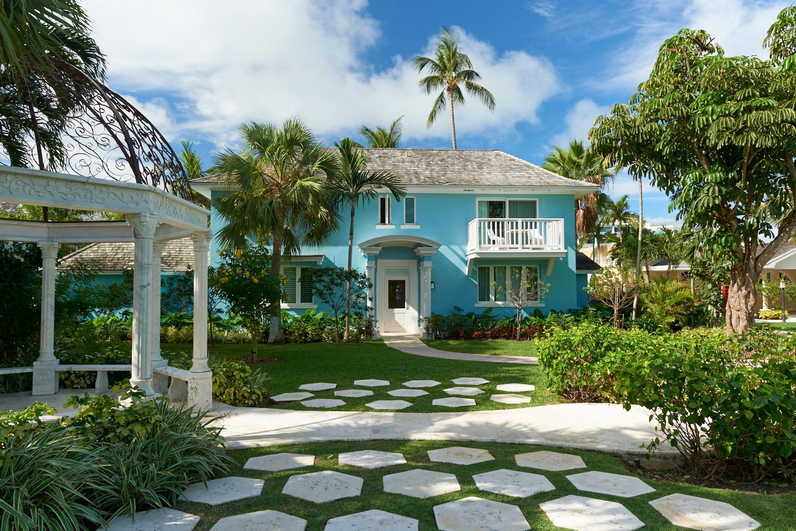 9 Luxurious All-Inclusive Resorts With Villas | SANDALS