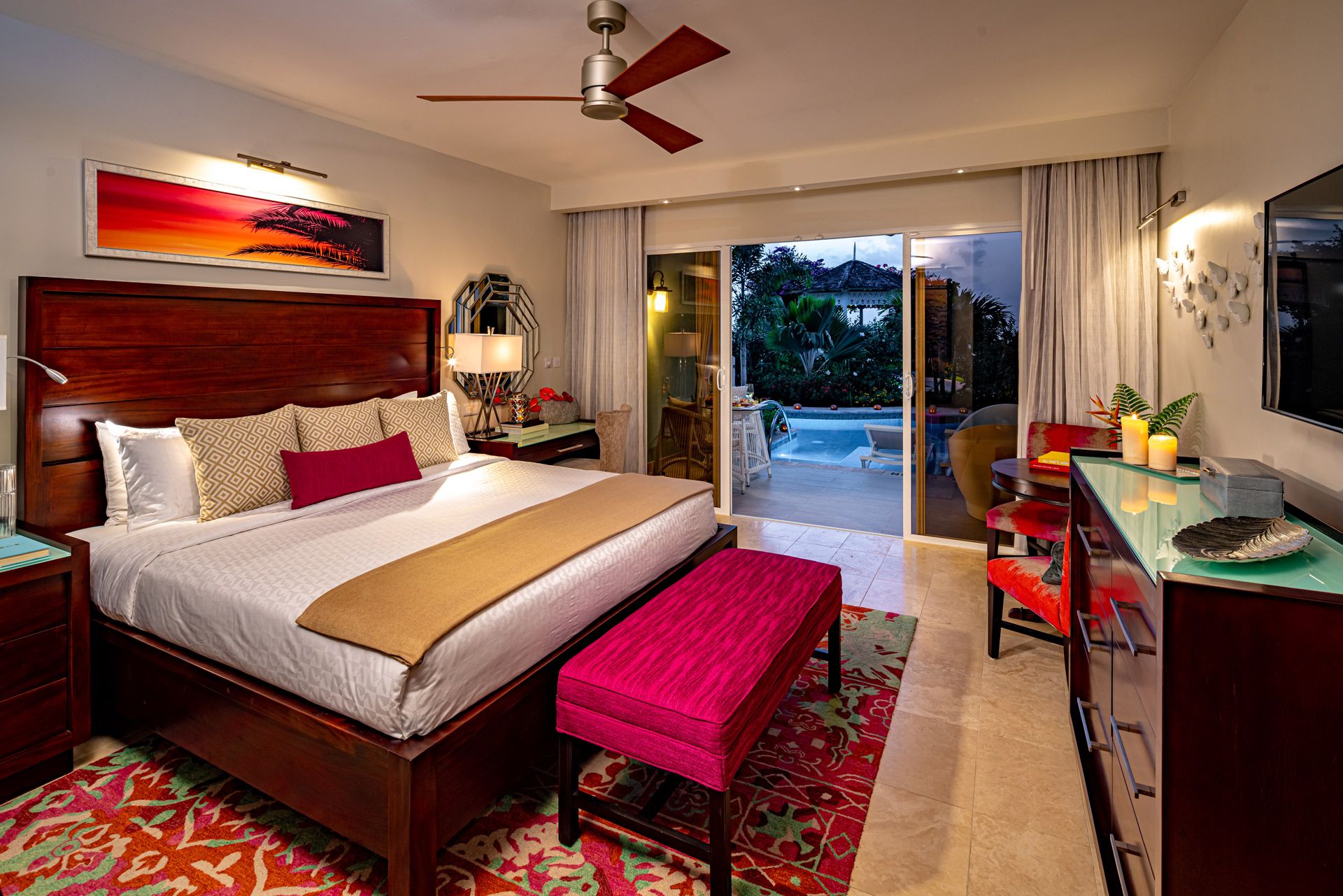 WOW! 17 Unique All-Inclusive Swim-Up Rooms | SANDALS UK